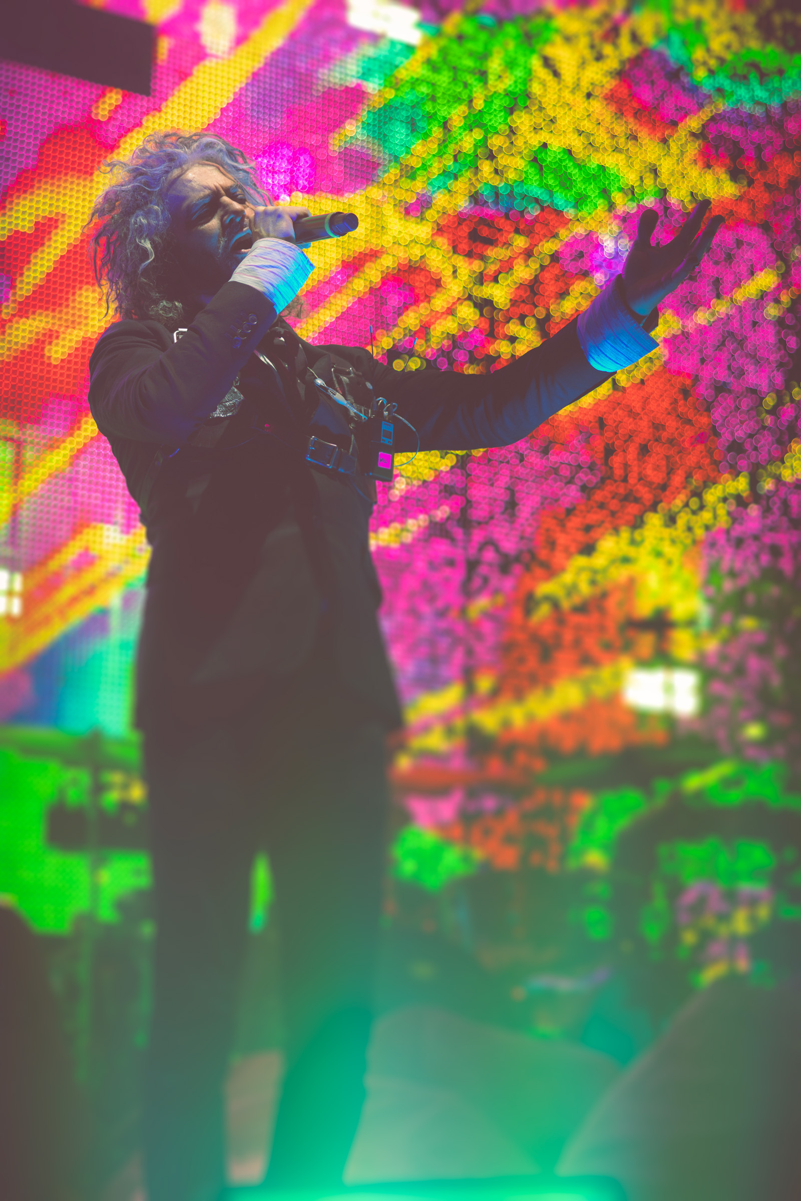 Losing the Plot in Pink: The Flaming Lips’ at Manchester’s O2 Apollo ...